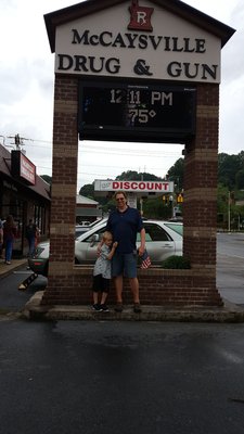 MCCAYSVILLE DRUG & GUN - Updated January 2026 - 10 Photos & 10 Reviews ...