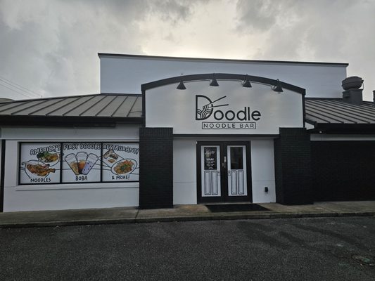 DOODLE NOODLE BAR - Updated October 2025 - 136 Photos & 57 Reviews ...