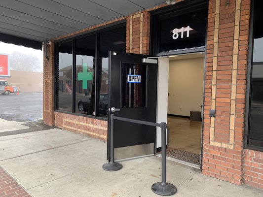 BERNER’S MERCED - 20 Photos & 45 Reviews - 811 N Main St, Merced ...