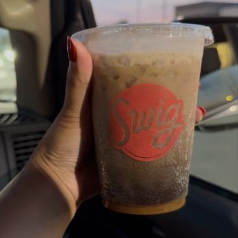 SWIG - Updated November 2025 - 54 Photos & 44 Reviews - 5145 Noggle Way ...