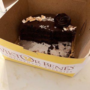 VIKTOR BENES CONTINENTAL BAKERY - 70 Photos & 76 Reviews - 16450 ...