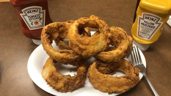 PTS FAMILY RESTAURANT - 46 Photos & 77 Reviews - 501 S Broadway St, Oak ...