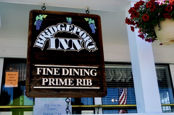 BRIDGEPORT INN RESTAURANT - Updated April 2025 - 132 Photos & 154 ...