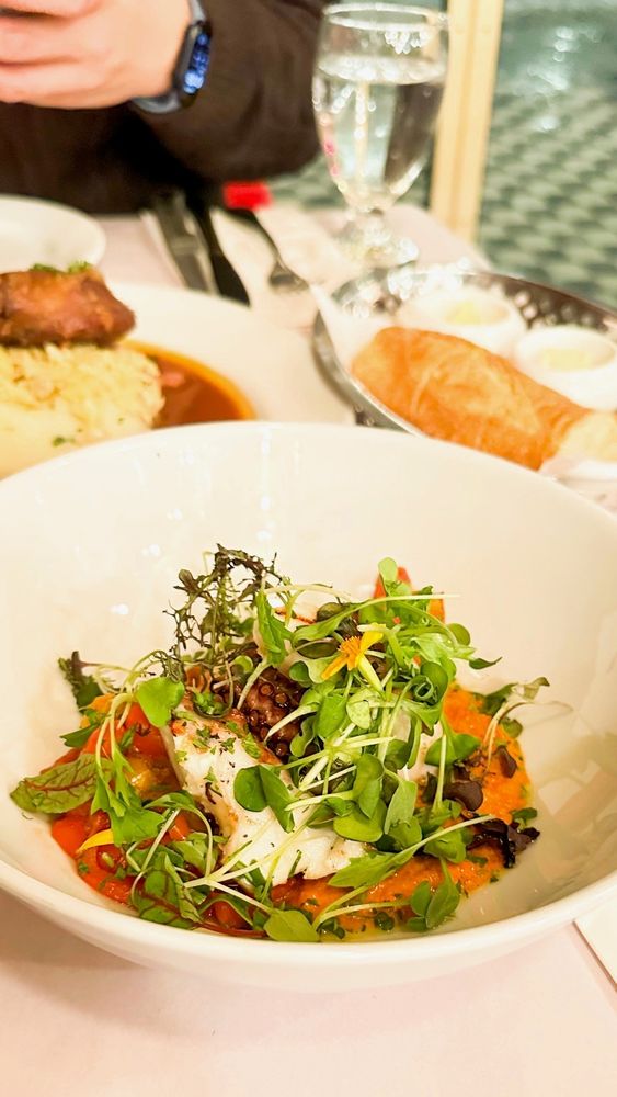 L’EXPRESS - Updated June 2024 - 1207 Photos & 705 Reviews - 3927 Rue ...