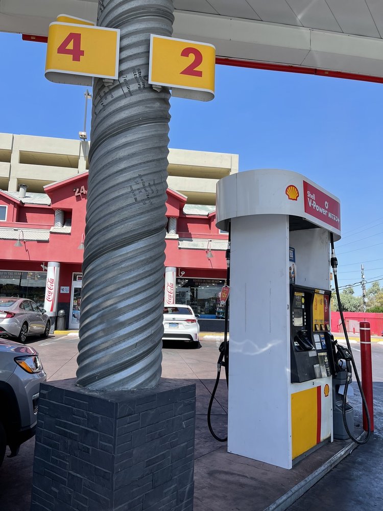SHELL - Updated October 2024 - 14 Photos & 23 Reviews - 190 E Flamingo ...