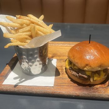 DISTRICT FORE SOCIAL - Updated December 2025 - 109 Photos & 64 Reviews ...