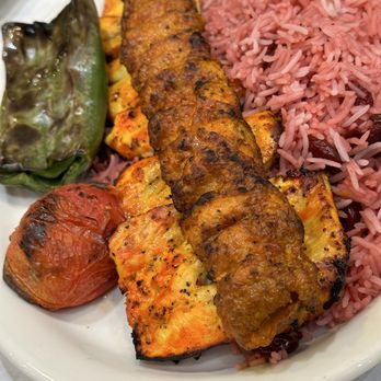 RAFFI’S PLACE - Updated May 2024 - 6102 Photos & 6507 Reviews - 211 E ...