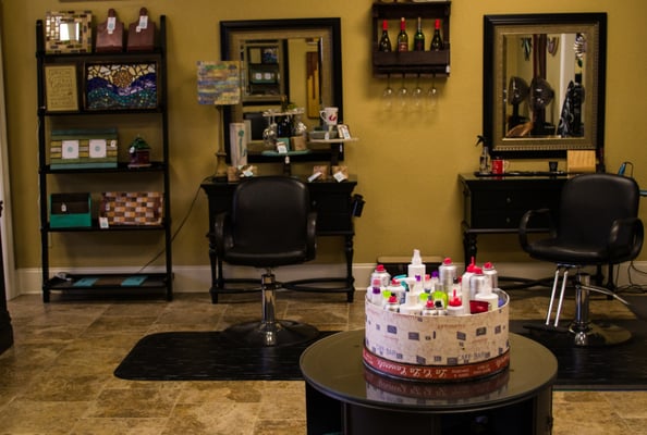 THE CHAT ROOM SALON & BOUTIQUE - Updated June 2025 - 691 Brownswitch Rd ...