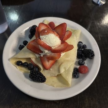 BERRY SWEET KITCHEN - Updated May 2024 - 241 Photos & 261 Reviews ...