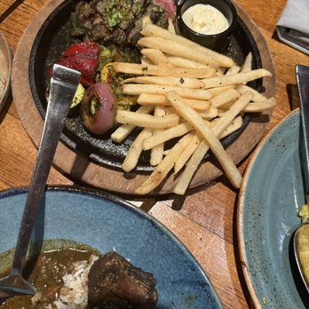 TRAVELER’S TABLE - Updated November 2024 - 6132 Photos & 2073 Reviews ...