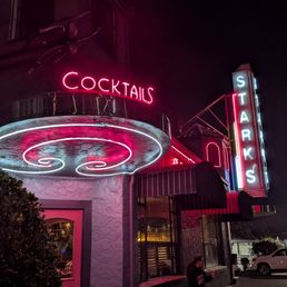 STARK’S STEAK & SEAFOOD - Updated December 2025 - 2060 Photos & 1862 ...