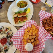 SHUCKER’S OYSTER BAR - 164 Photos & 292 Reviews - 4814 SE Hwy 101 ...