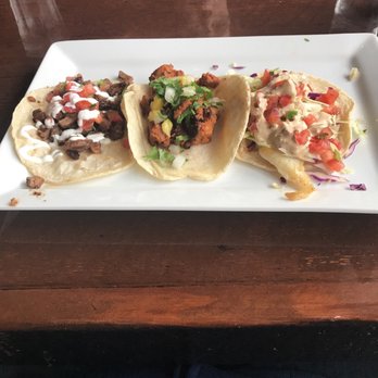 RED STAR TACO BAR - 296 Photos & 293 Reviews - 454 St Helens Ave ...