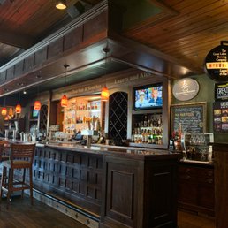 DESHA’S AMERICAN TAVERN - Updated April 2025 - 183 Photos & 264 Reviews ...