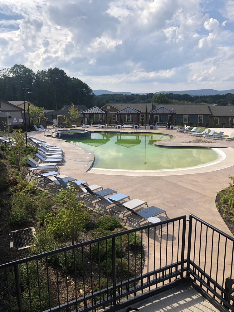 THE STATION STATE COLLEGE - 11 Photos & 12 Reviews - 801 Toftrees Ave ...