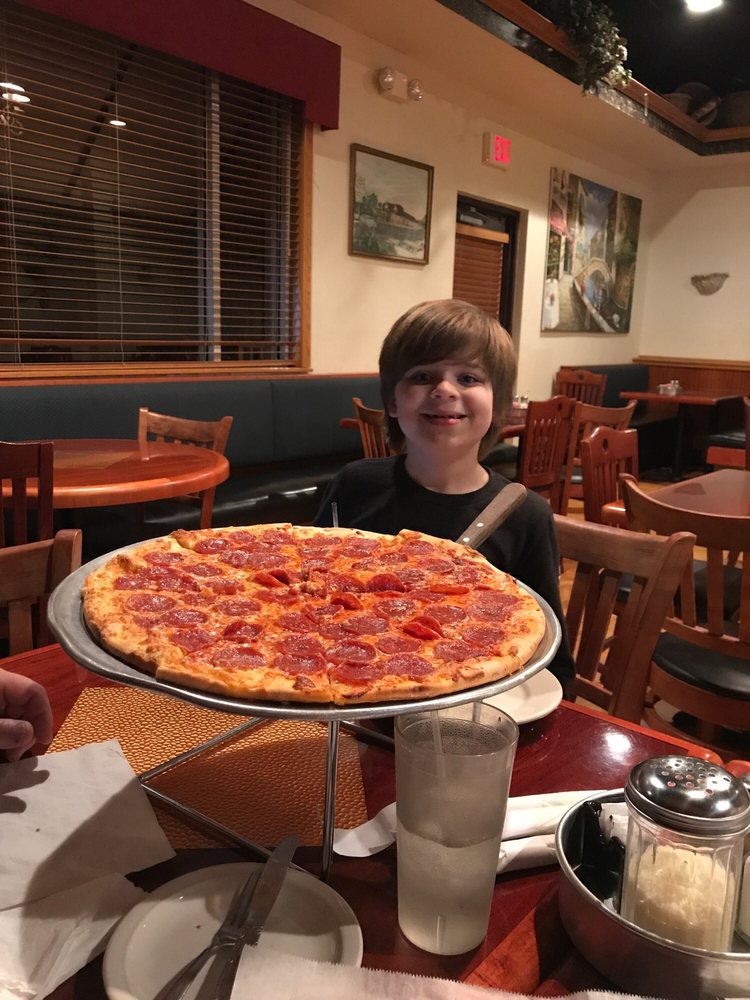 COUNTRY PIZZA & ITALIAN GRILL - 20 Photos & 50 Reviews - Pizza - 6205 ...