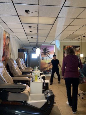 HAMILTON NAIL & SPA - Updated November 2025 - 29 Reviews & 14 Photos ...
