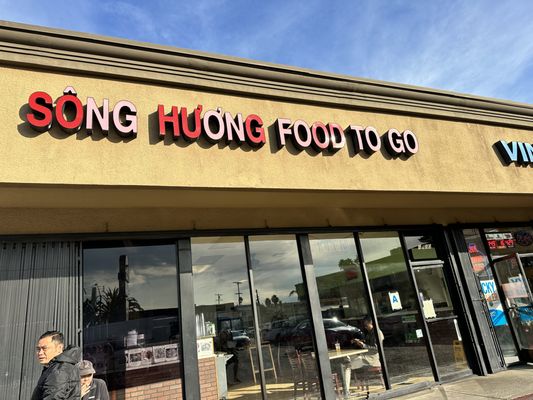 SONG HUONG FOOD TO GO - Updated December 2025 - 283 Photos & 113 ...