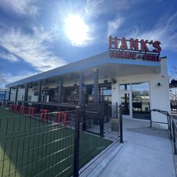 HANK’S GARAGE & GRILL - Updated May 2025 - 97 Photos & 31 Reviews ...