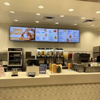 WETZEL’S PRETZELS - Updated July 2025 - 391 Photos & 278 Reviews - 1331 ...