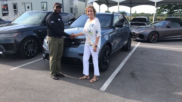 LAND ROVER SARASOTA - Updated January 2026 - 34 Photos & 40 Reviews ...