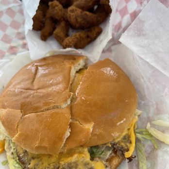 HAL’S HAMBURGERS - Updated July 2024 - 86 Photos & 176 Reviews - 2001 ...