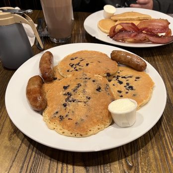 RUTHERFORD PANCAKE HOUSE - Updated June 2024 - 645 Photos & 672 Reviews ...