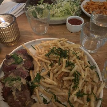 TWO HANDS - Updated November 2024 - 902 Photos & 459 Reviews - 1011 ...