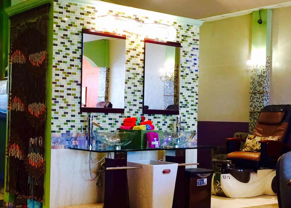 NAIL WORKS - Updated August 2025 - 22 Photos & 32 Reviews - 3416 Oak ...