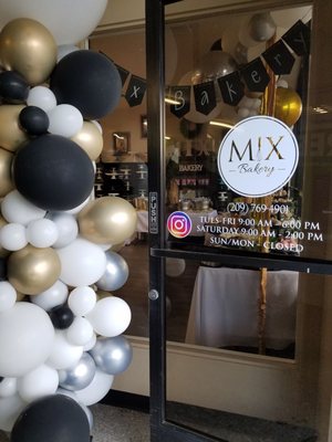 MIX BAKERY - 100 Photos & 99 Reviews - 1110 W 16th St, Merced, CA - Yelp