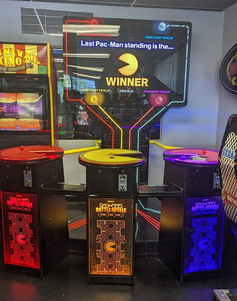 OUT OF ORDER ARCADE - 13 Photos - 13320 Lincoln Way, Auburn, California ...