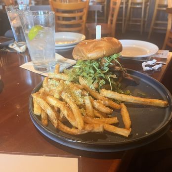 THE TAP ROOM AT DUBSDREAD - Updated December 2024 - 566 Photos & 382 ...