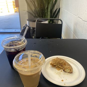 KAVAT COFFEE - Updated May 2025 - 212 Photos & 90 Reviews - 1638 ...