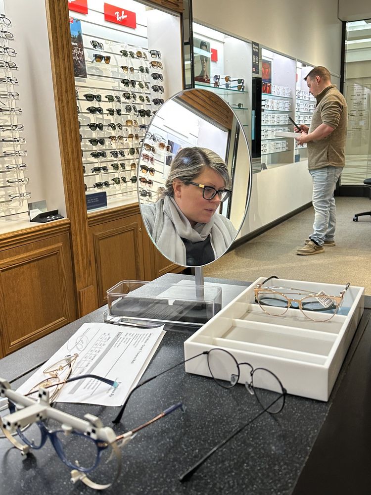 LENSCRAFTERS - Updated August 2024 - 17 Photos - 3200 S Airport Rd W ...