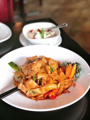 THAI BLOOM! - 617 Photos & 597 Reviews UPDATED - Thai - 333 NW 23rd Ave ...