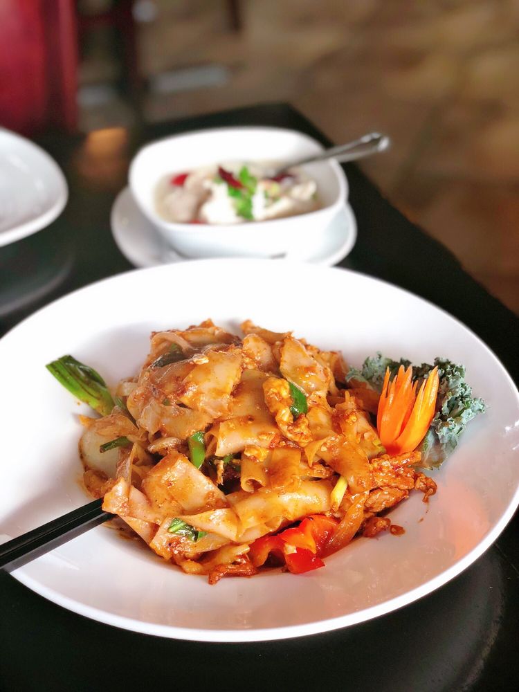 THAI BLOOM! - 617 Photos & 597 Reviews UPDATED - Thai - 333 NW 23rd Ave ...
