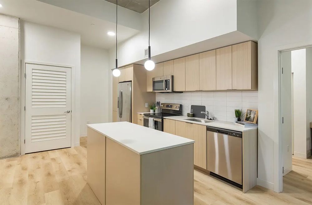 TRAILSIDE STUDENT LIVING - Updated December 2025 - 17 Photos - 4801 ...