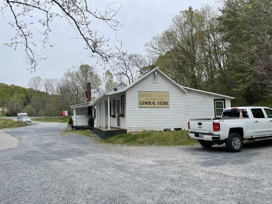 NATURAL BRIDGE GENERAL STORE AND NATTY B CAFE - Updated May 2024 - 105 ...