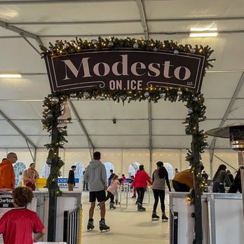 MODESTO ON ICE - Updated December 2025 - 44 Photos & 39 Reviews - 1131 ...