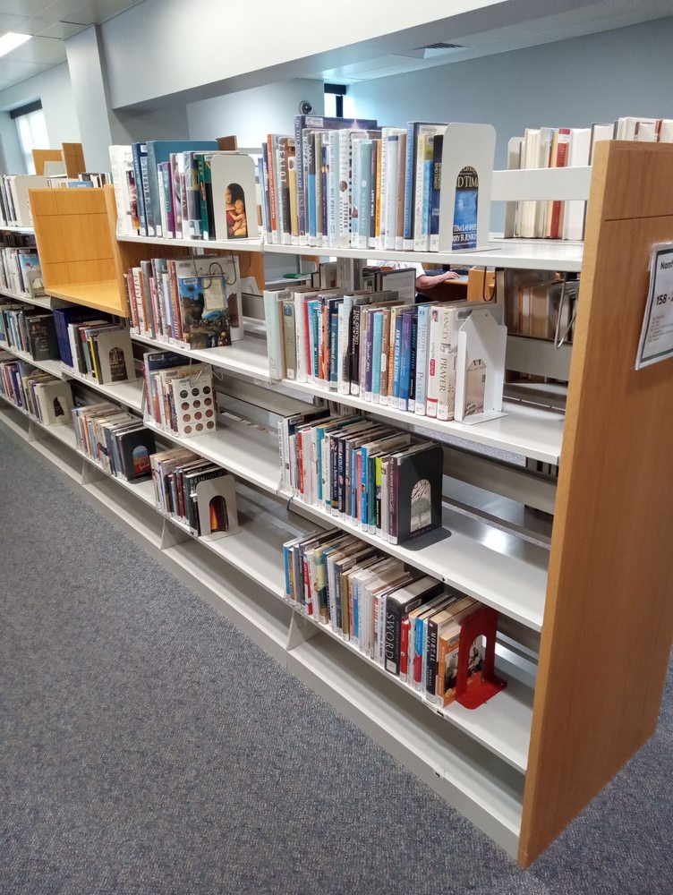 BURLINGTON LIBRARY - Updated December 2025 - 33 Photos - 22 Sears St ...