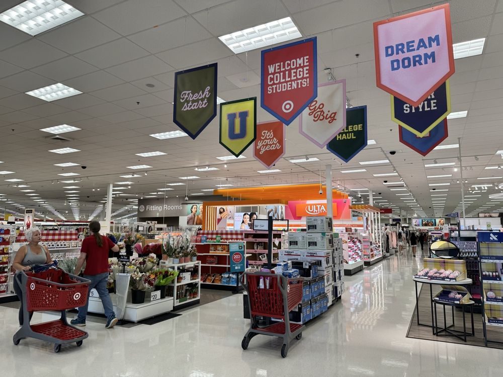 TARGET STORE - Updated December 2025 - 28 Reviews - 3284 Seminole Trl ...