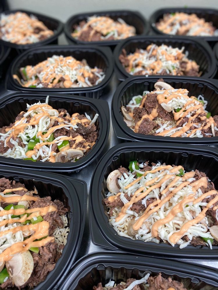 CLEAN EATZ - Updated March 2025 - 32 Photos & 15 Reviews - 7571 Sawmill ...