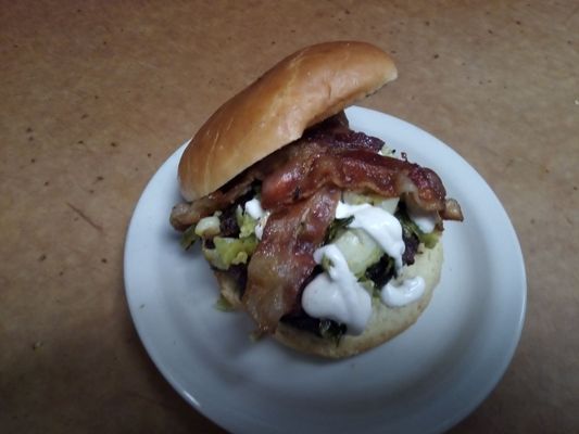 BUFFALO BOBS RESTAURANT - 68 Photos & 84 Reviews - 9910 Berberich Dr ...