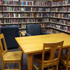 HESPERIA LIBRARY - Updated June 2025 - 14 Photos & 30 Reviews - 9650 ...