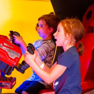 FUNZ TRAMPOLINE PARK - 84 Photos & 11 Reviews - 1245 Dixwell Ave ...