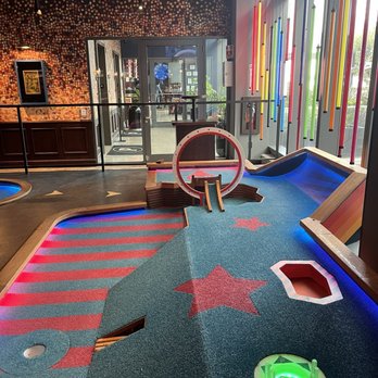 PUTTSHACK - MIAMI - Updated June 2025 - 469 Photos & 224 Reviews - 701 ...