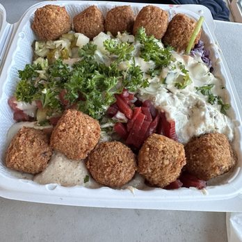 FALAFEL STOP - Updated June 2025 - 2183 Photos & 3076 Reviews - 1325 ...