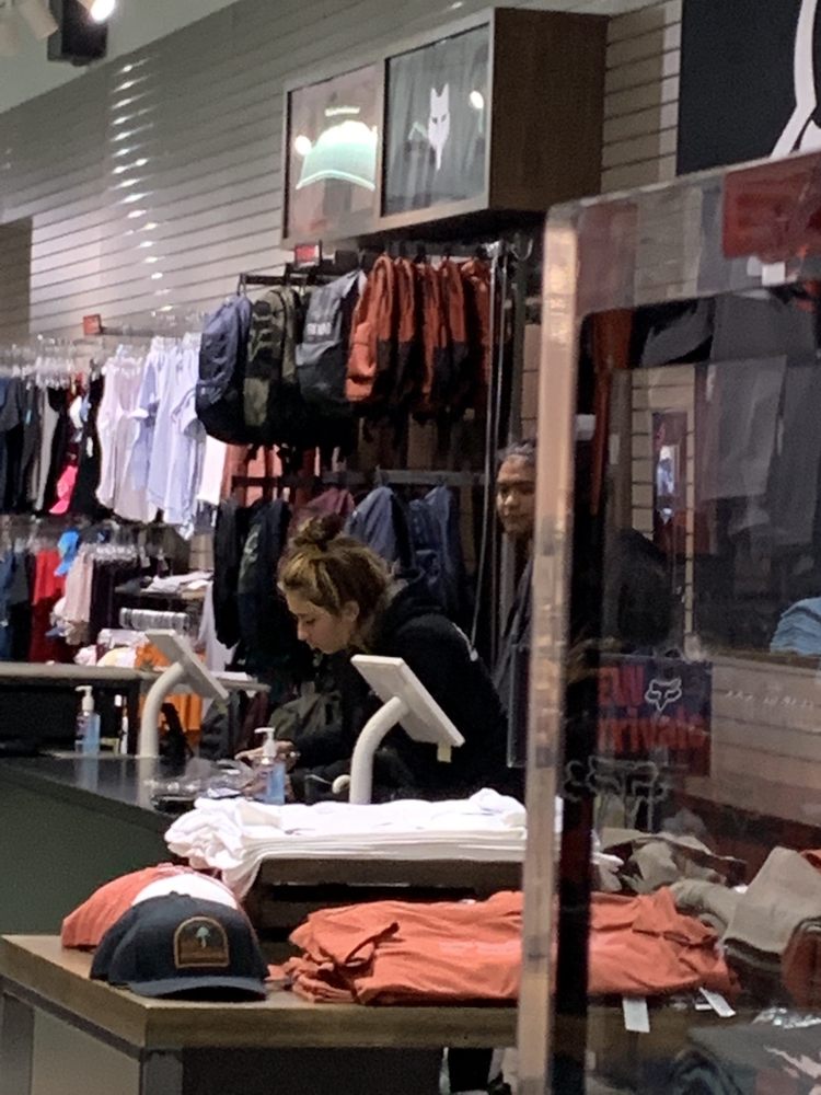 FOX OUTLET near 7400 S Las Vegas Blvd, Las Vegas, Nevada - Outlet ...