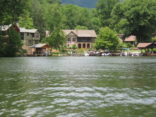 LAKE LURE TOURS - Updated June 2025 - 39 Photos & 19 Reviews - 2930 ...