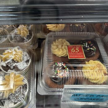 KILANI BAKERY - Updated December 2025 - 862 Photos & 403 Reviews - 704 ...